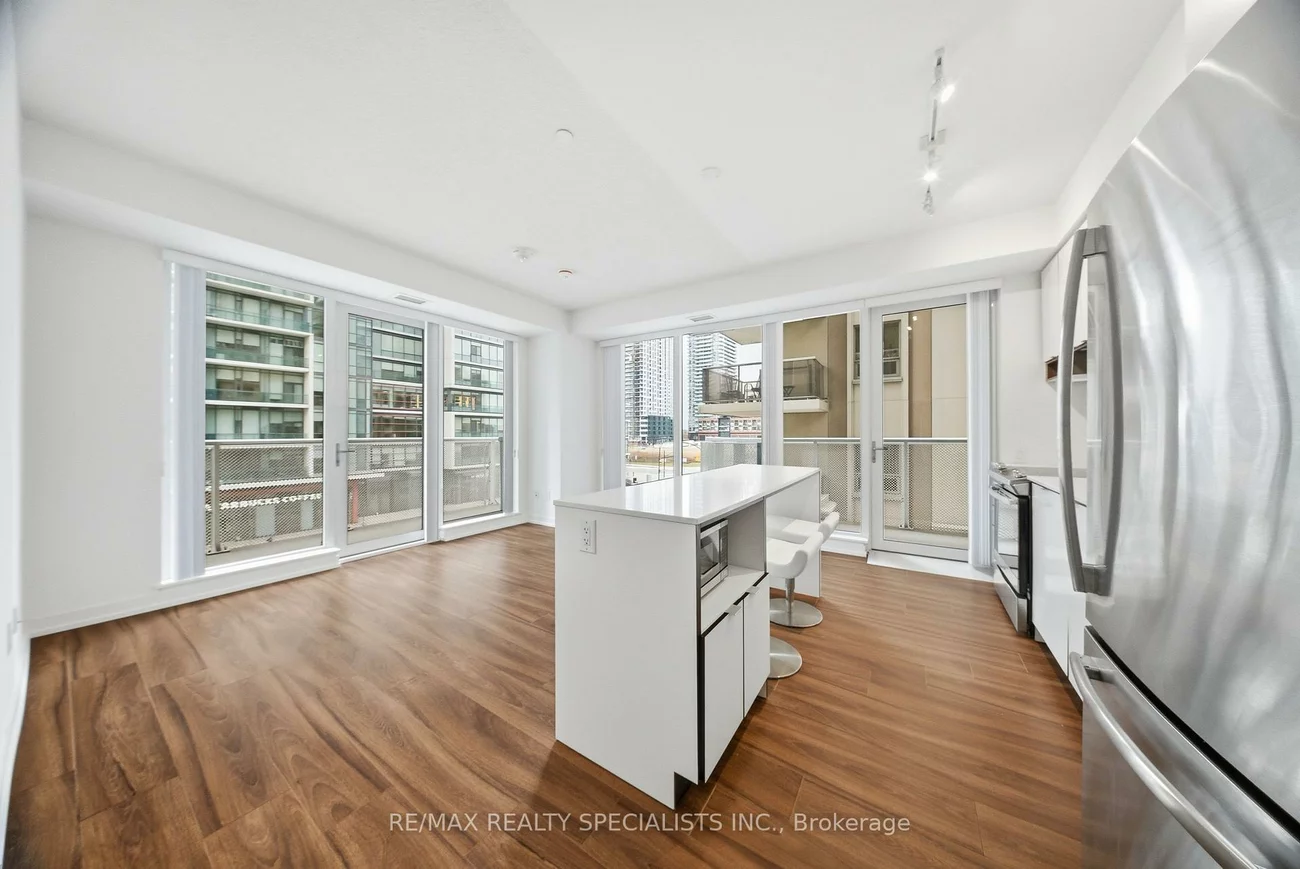 Residential Condo & Other, Condo Apartment, For Lease: 4065 ...